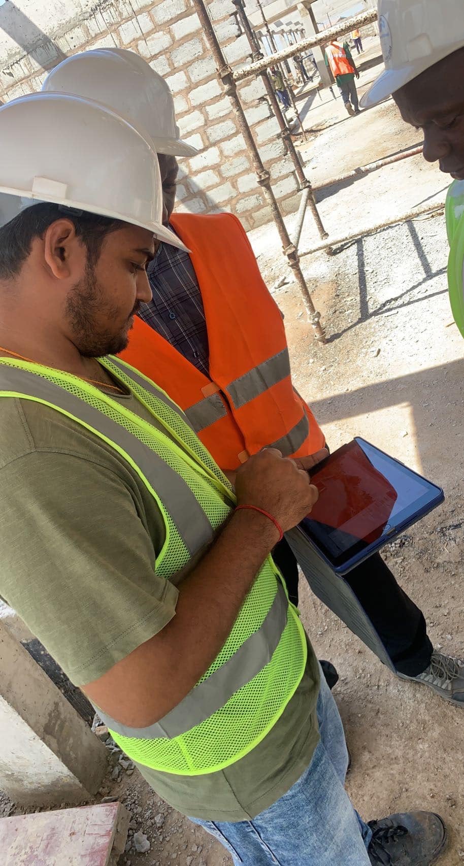 FileMaker empowers the construction of 111 hospitals in Ghana